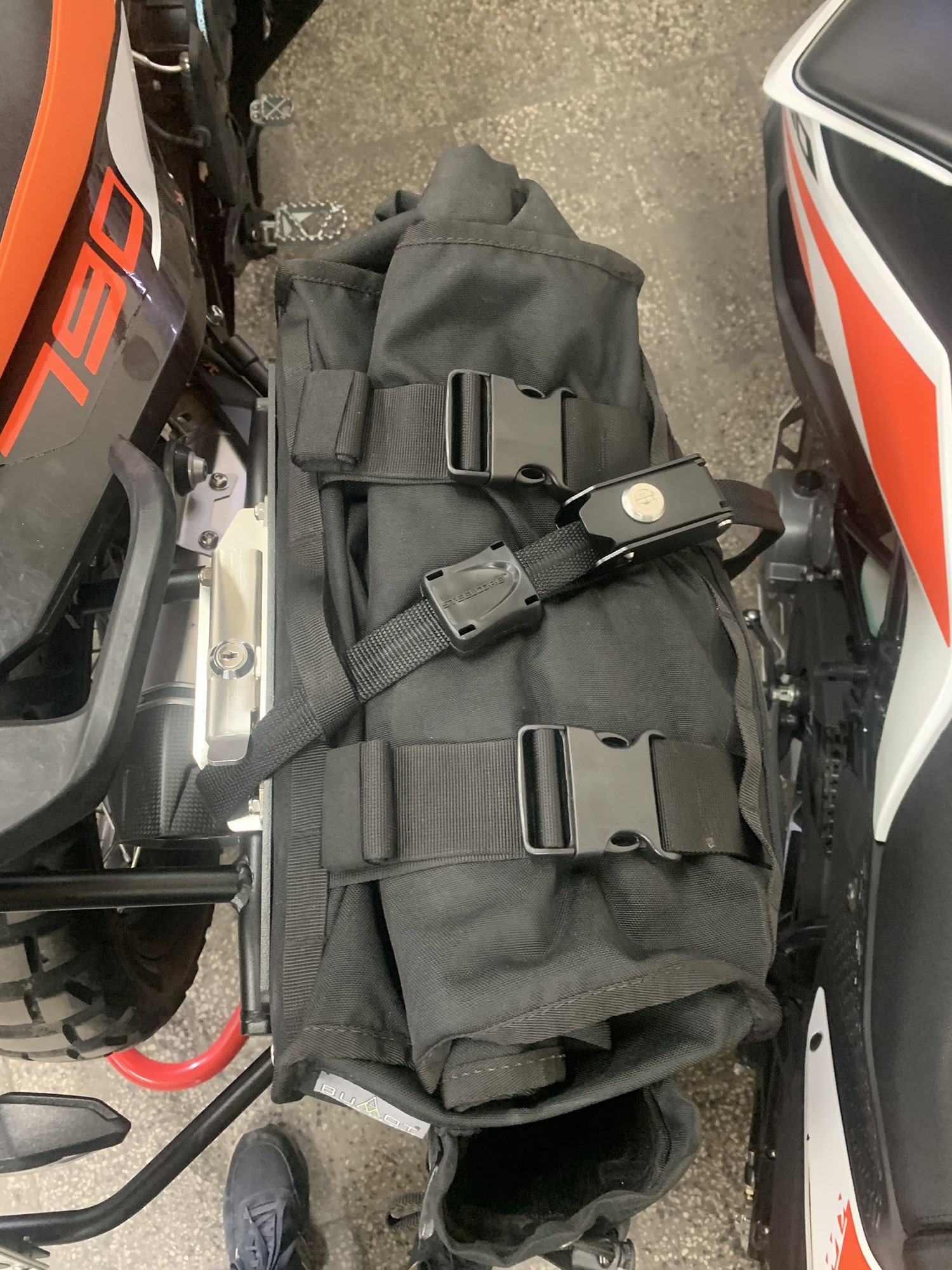 Steelcore 1.3metre Theft Resistant Locking Security Strap - Bumot UK